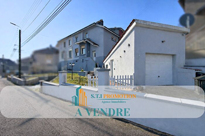 Maison à vendre - Ottange - 5 pièces - 3 chambres