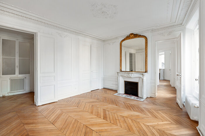 Appartement 4 pièces à Paris 8ème, Elysée, Madeleine, à louer