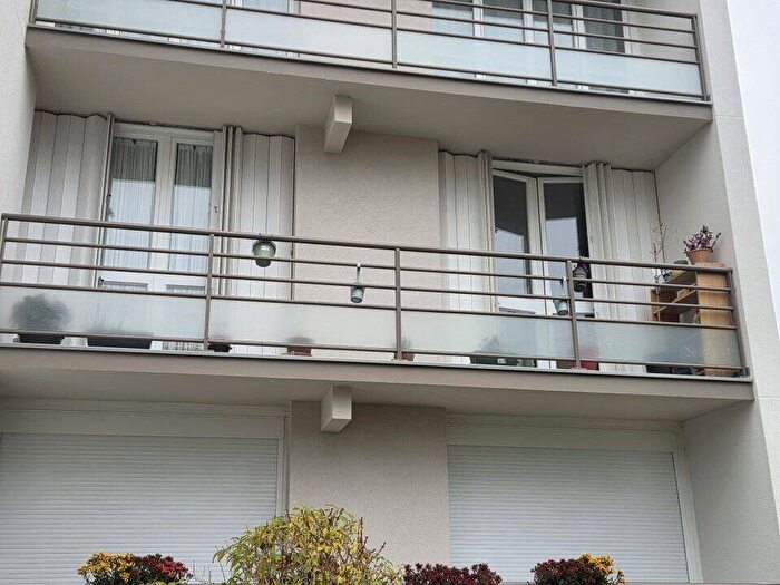 Appartement à louer - Zone Industrielle, Chilly-Mazarin - 4 pièces - 3 chambres