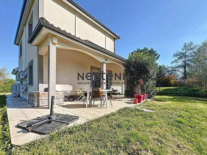 Maison à vendre - Martres-Tolosane - 6 pièces - 5 chambres