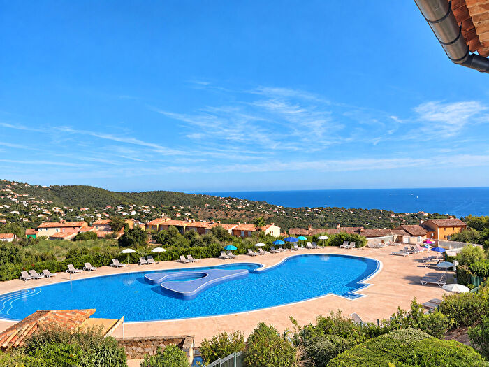 Roquebrune-sur-Argens, Val d'Esquières, Port - Appartement 2 pièces à vendre