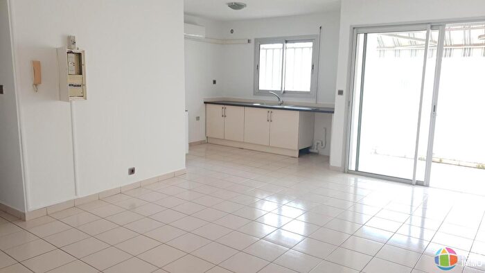 Appartement à louer - Saint-Denis - 3 pièces - 2 chambres