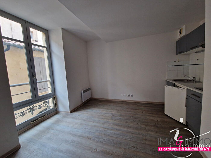 Appartement 1 pièce à louer à Nîmes, Ecusson, Arènes