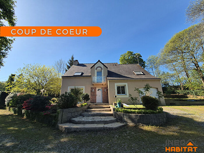 Maison 6 pièces à Bourg-des-Comptes, à vendre