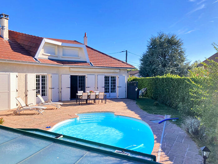 Maison 5 pièces à Ternay, à vendre