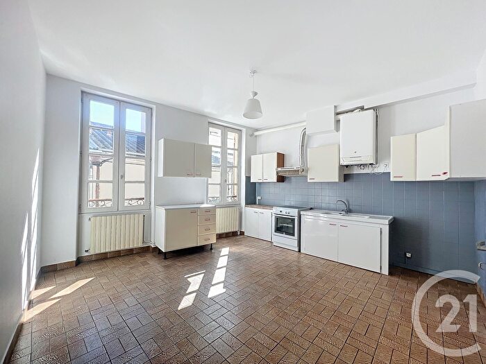 Maison à louer - Agen, Gare - 5 pièces - 2 chambres