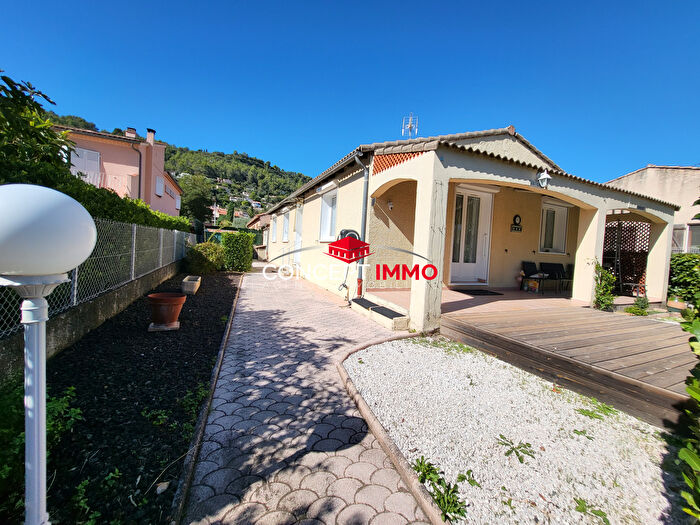 Maison 4 pièces à vendre à Solliès-Toucas