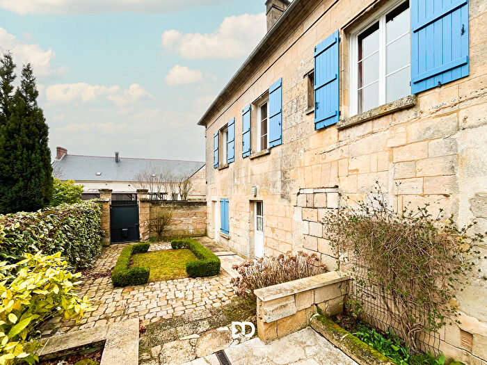 Maison à vendre - Vic-sur-Aisne - 8 pièces - 4 chambres