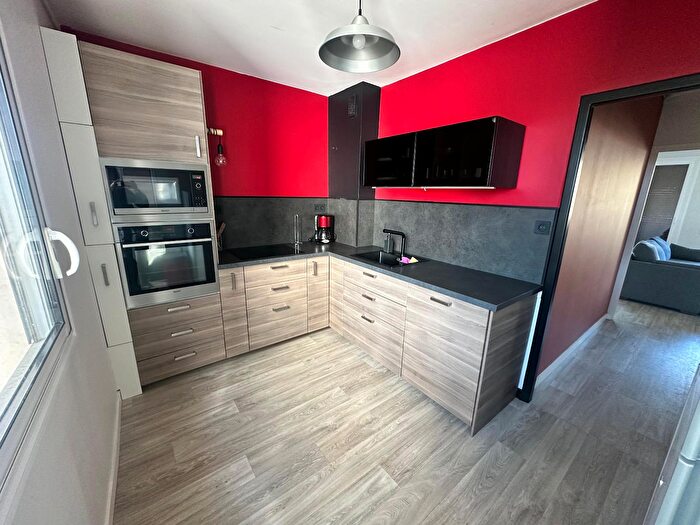 Clermont-Ferrand, Vallières, Sallins, Poncillon : Appartement 3 pièces à louer