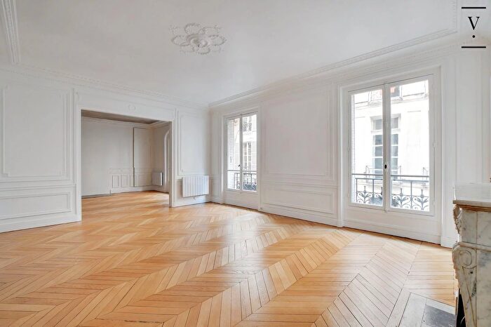 Appartement à vendre - Paris e , Odéon, Mabillon - 5 pièces - 3 chambres