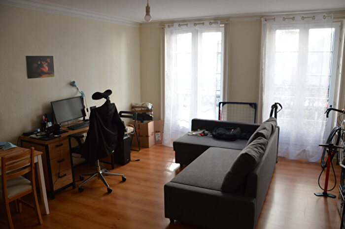 Appartement à louer - Nantes, Saint-Clément, Jardin des plantes, Caserne Lamoricière - 2 pièces - 1 chambre