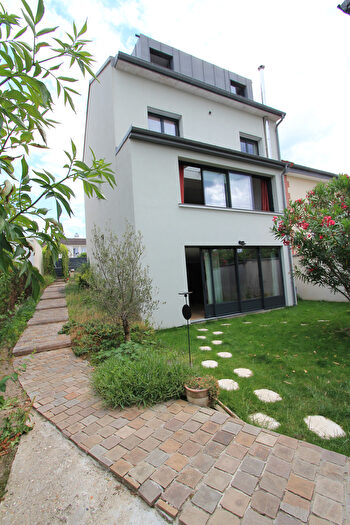 Maison 7 pièces à vendre - Rueil-Malmaison, Coteaux