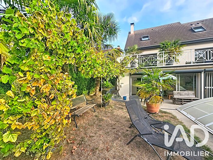 Maison 7 pièces à Périgny, à vendre
