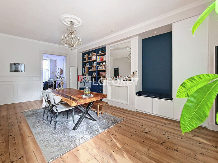 Appartement à vendre - Pau, Centre-ville - 5 pièces - 3 chambres