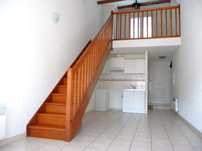 Appartement à louer - Coursan - 1 pièce