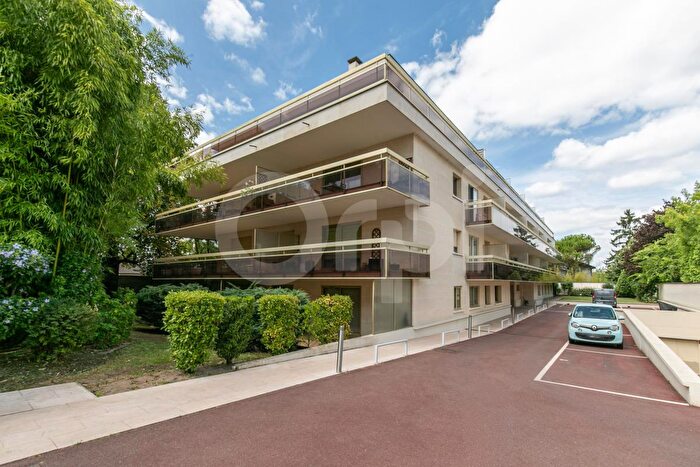 Appartement 4 pièces à vendre - Bry-sur-Marne, Centre-ville, Gare