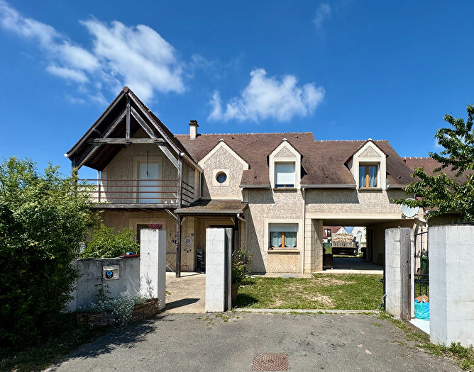 Maison à vendre - Luray - 7 pièces - 6 chambres