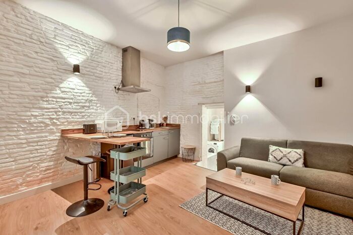 Appartement à louer - Toulouse, Saint-Sernin - 1 pièce