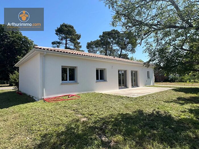 Maison 4 pièces à Casteljaloux, à vendre