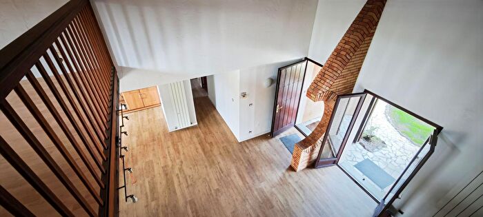 Maison à vendre - La Salvetat-Saint-Gilles - 5 pièces - 4 chambres