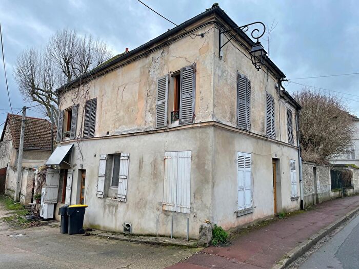 Crouy-sur-Ourcq : Maison 6 pièces à vendre