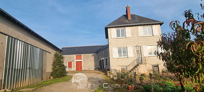 Maison à vendre - Brissac-Quincé - 6 pièces - 5 chambres