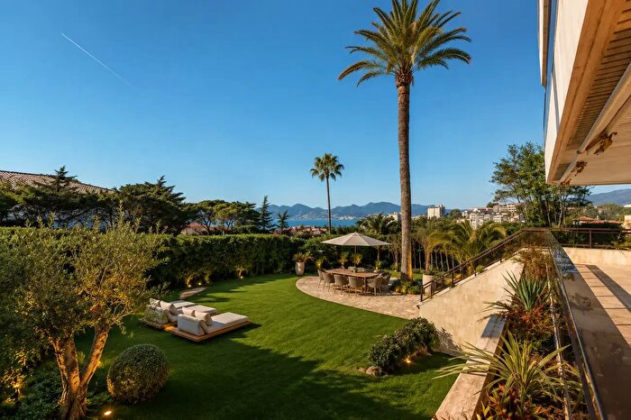 Cannes : Appartement 6 pièces à vendre