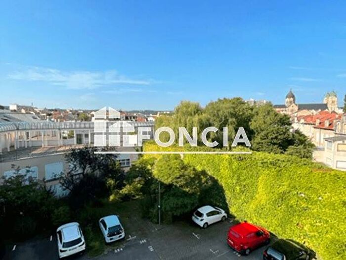 Appartement à louer - Poincaré-Foch-Anatole France, Nancy - 5 pièces - 4 chambres