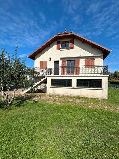 Sainte-Anne-sur-Gervonde : Maison 4 pièces à louer
