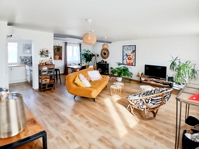 Maison 4 pièces à vendre - Saint-Cyprien, Village, Zone dActivité