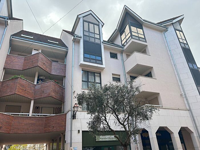 Appartement 4 pièces à louer - Centre Ville-Commerce, Enghien-les-Bains