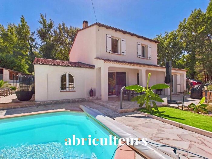 Maison à vendre - Callian - 6 pièces - 4 chambres