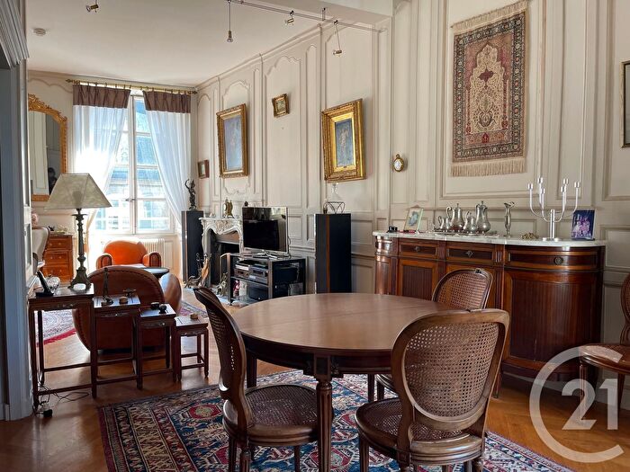 Appartement à vendre - Fougères, Centre-ville, Urbanistes - 6 pièces - 4 chambres