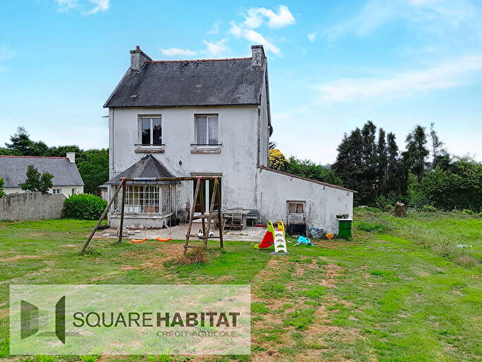 Maison 5 pièces à Landeleau, à vendre