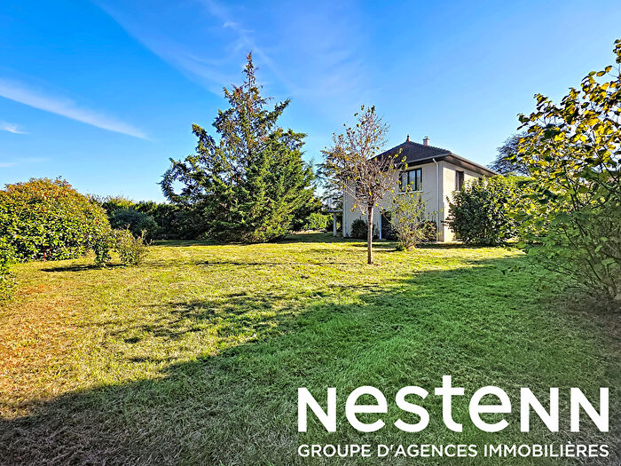 Maison 5 pièces à Chassieu, à vendre