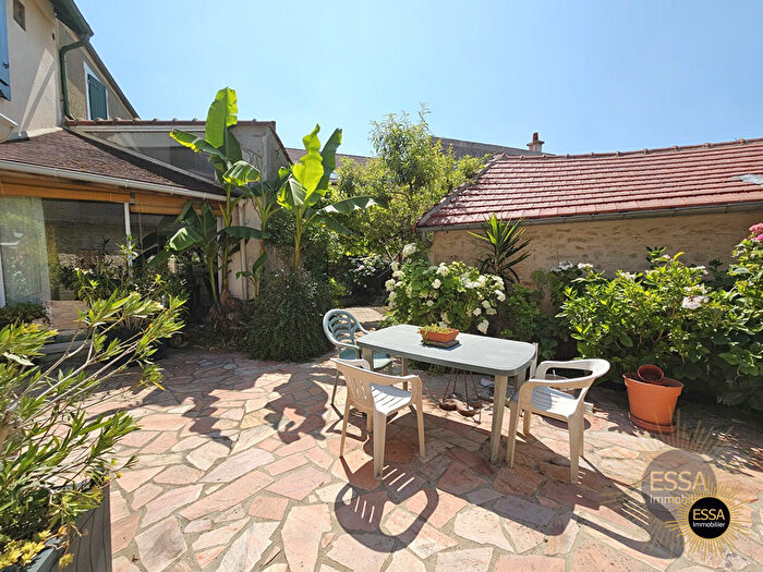 Maison à vendre - Noisy-le-Roi - 8 pièces - 4 chambres