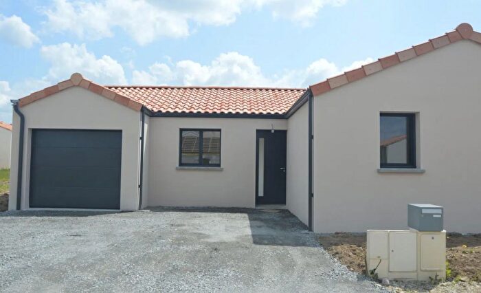 Maisons à vendre et appartements à louer - 1