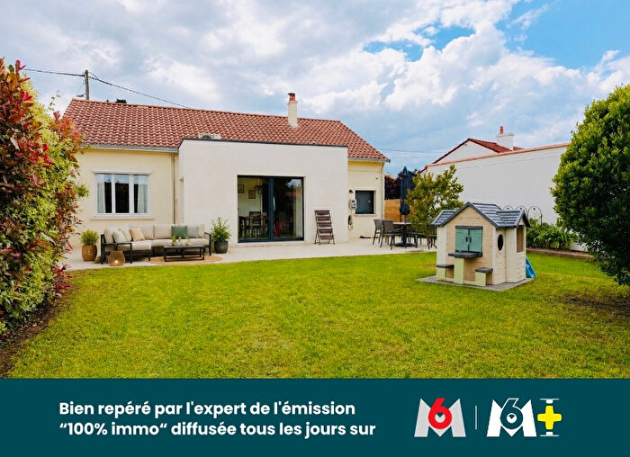 Saint-Sébastien-sur-Loire, Est : Maison 6 pièces à vendre