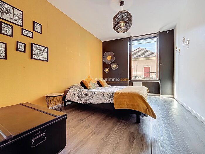 Appartement 2 pièces à louer - Bourgoin-Jallieu, Libération, Barbusse