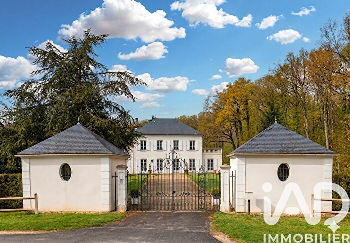 Saint-Éloy-de-Gy - Maison 8 pièces à vendre