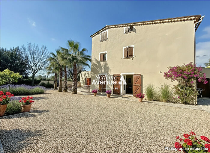 Maison à vendre - Grasse, Magagnosc, Saint-Mathieu - 15 pièces - 10 chambres