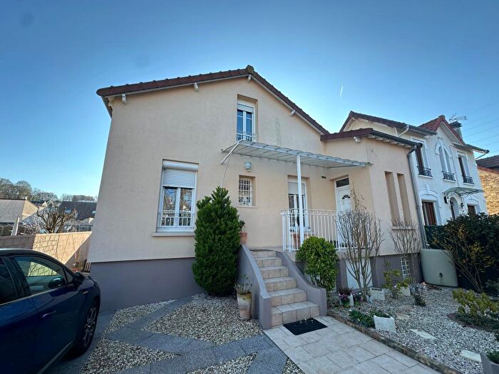 Maison à vendre - Ris-Orangis, Le Village - 6 pièces - 4 chambres