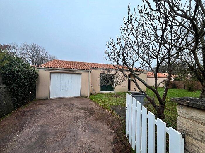 Vouneuil-sous-Biard : Maison 5 pièces à louer