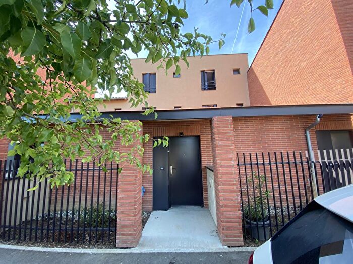 Maison 4 pièces à vendre à Seilh