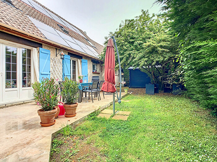 Maison à vendre - Prunay-en-Yvelines - 7 pièces - 5 chambres