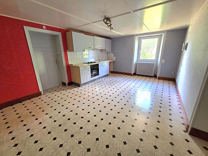 Appartement 4 pièces à Trévillers, à vendre
