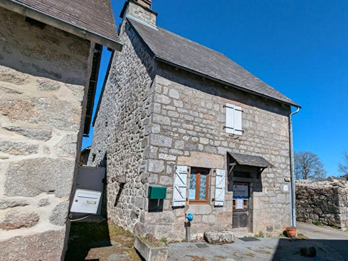 Maison à vendre - Saint-Angel - 3 pièces - 2 chambres