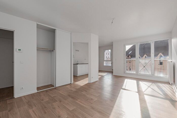 Appartement à louer - Rouen, Centre-ville Rive gauche - 4 pièces