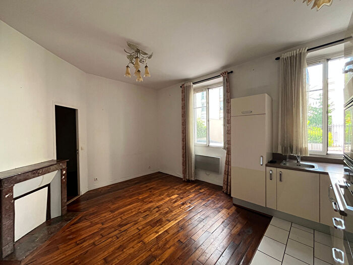 Levallois-Perret, Eiffel : Appartement 2 pièces à vendre