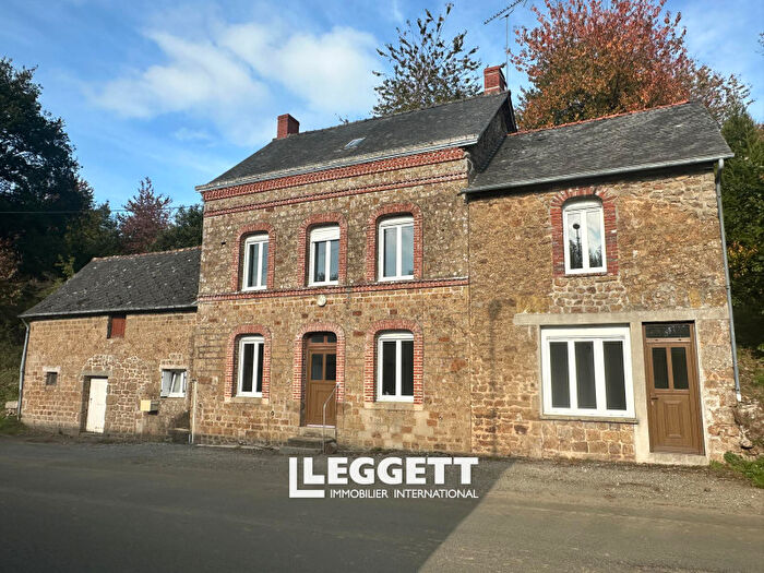 Maison à vendre - Lassay-les-Châteaux - 6 pièces - 4 chambres